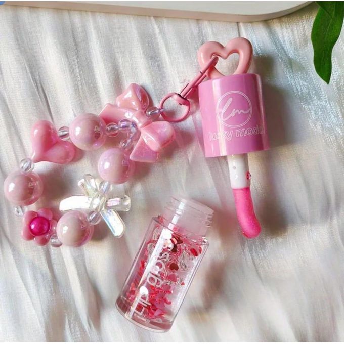3Q beauty Lucky Model Beautiful Lip Gloss -1 Piece.